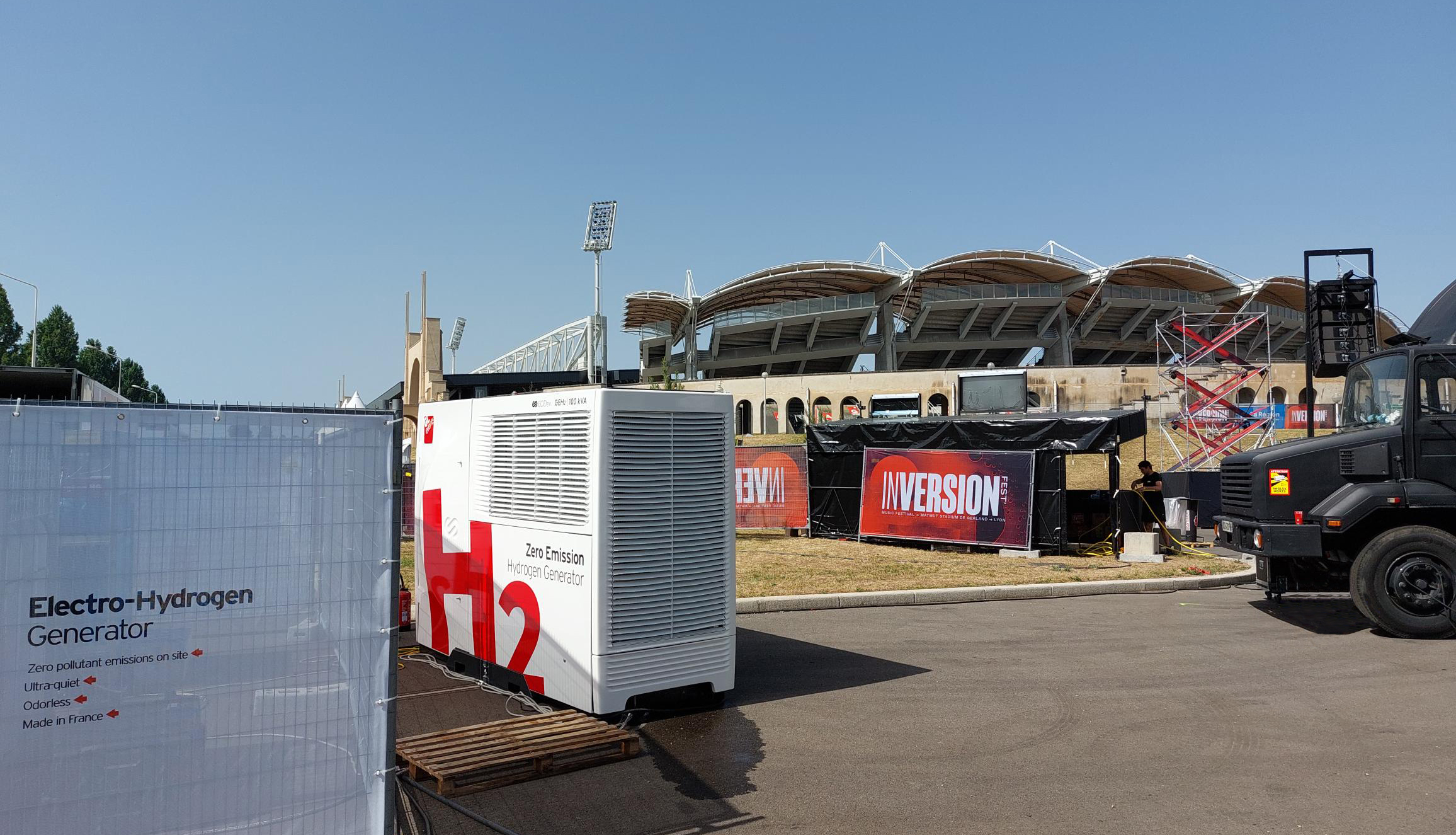 GEH2: Electro-hydrogen power generator and emergency power suply